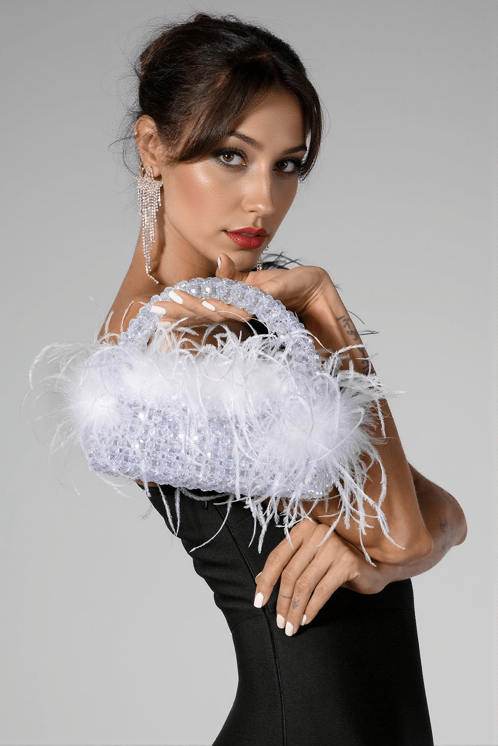 Bristin Ostrich Feather & Bead Bag – AIIZIE